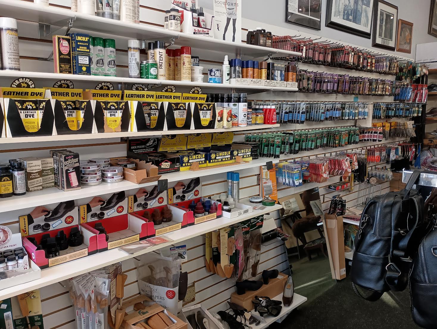 Contact - Shoe Repair Nashua - Gary's Boot'n Shoe Repair